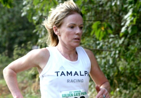 2:59:39 στα 59 της η Christine Kennedy! - Runner Magazine