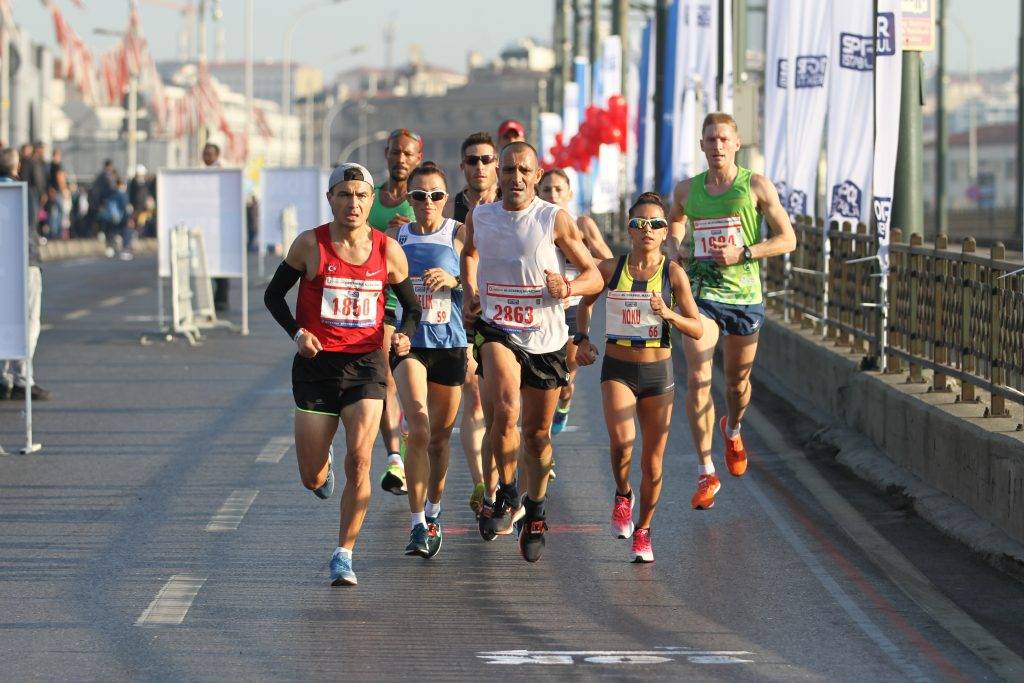 Οι ελληνικοί Μαραθώνιοι της Άνοιξης - Runner Magazine